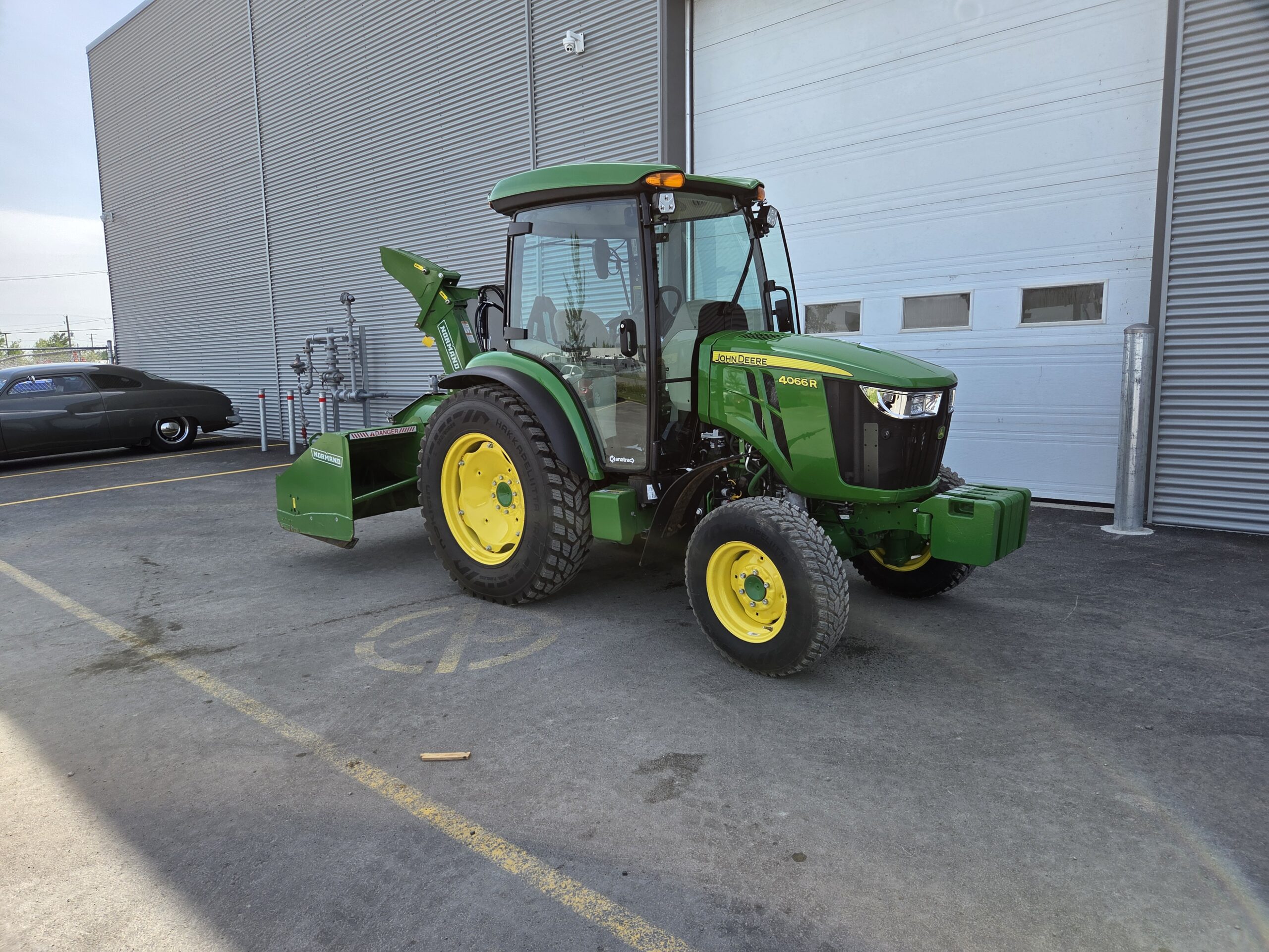 John Deere 4066R/2024 - Kanatrac
